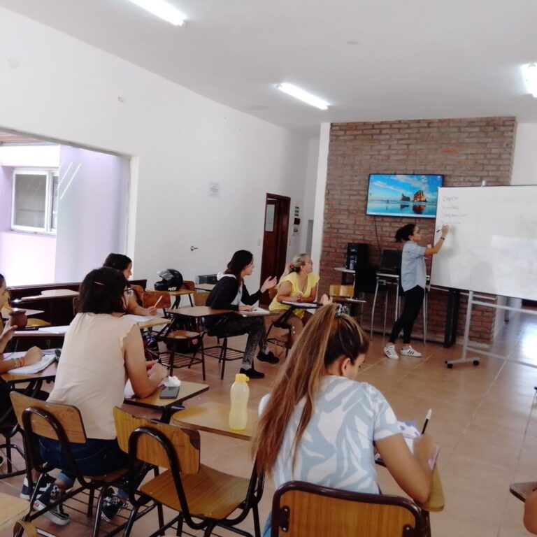 Alumnos - Instituto Ferrer