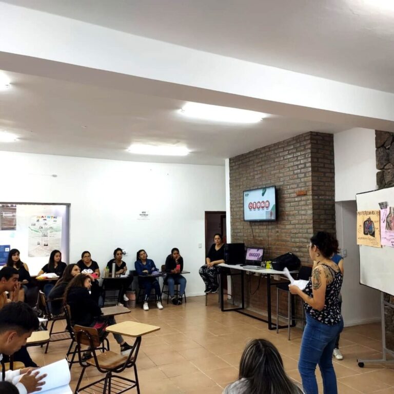 Alumnos - Instituto Ferrer